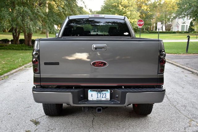 2006 Ford F-150 Receives a Modern, Custom Rebuild